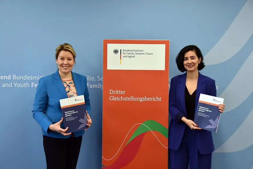 Franziska Giffey nimmt Gutachten zum Dritten Gleichstellungsbericht ...